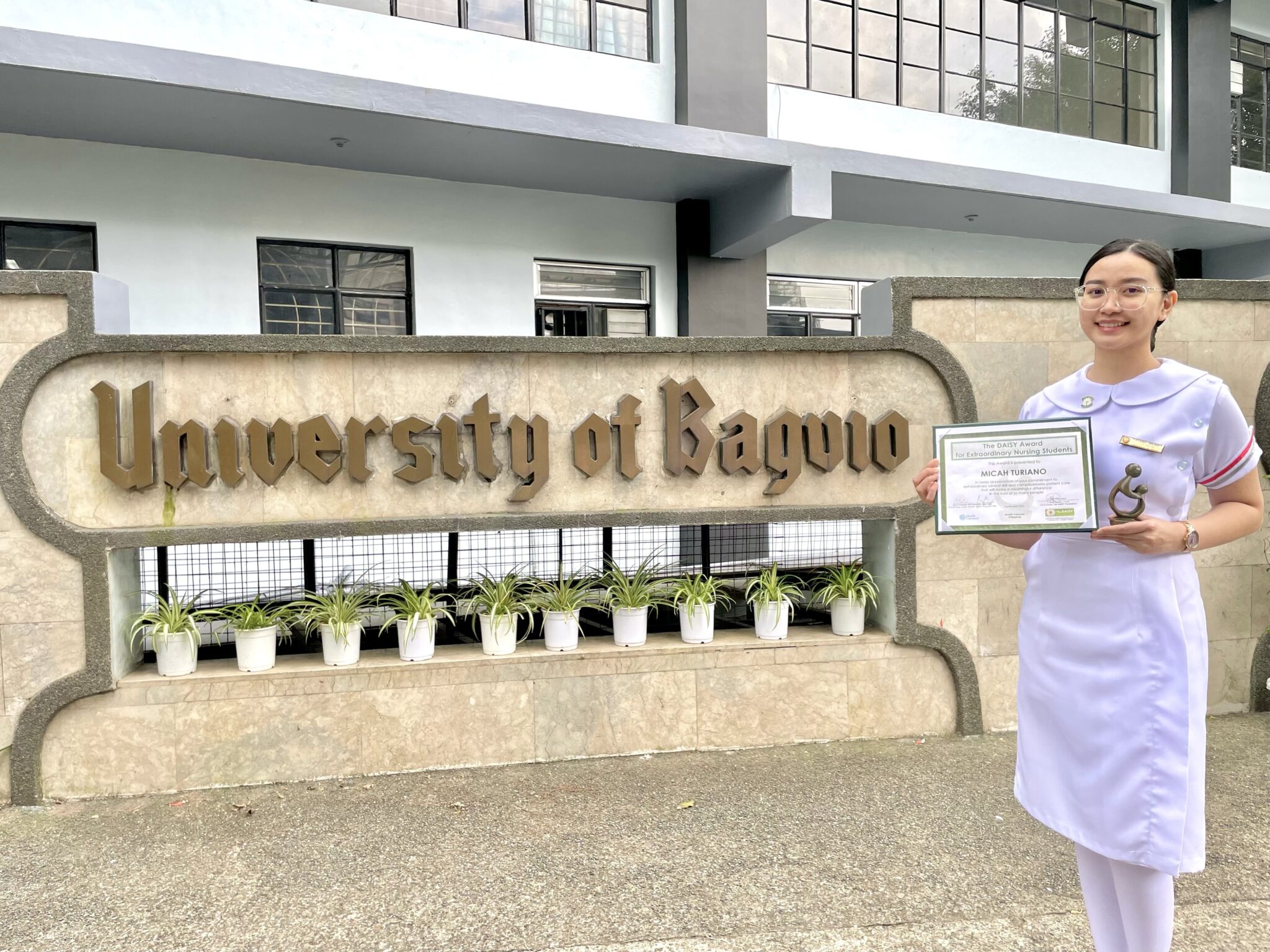 UB Nursing Student Presented the DAISY Award for Extraordinary Nursing ...
