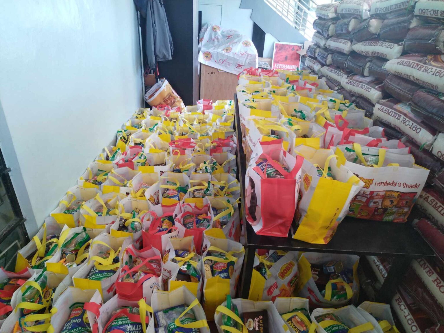 The Season of Giving: The University of Baguio Gives Year-End Goodies ...